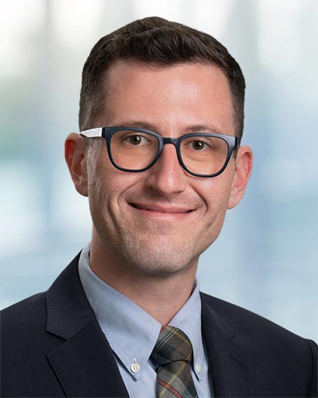 Ryan Casey | People | Ropes & Gray LLP