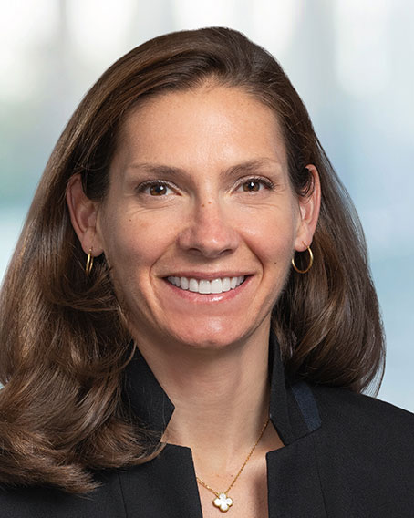 Hannah H. England (Freeman) | People | Ropes & Gray LLP