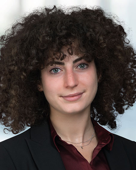 Emma Grunhaus | People | Ropes & Gray LLP