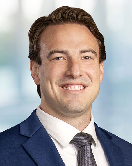 Christopher Majercin | People | Ropes & Gray LLP