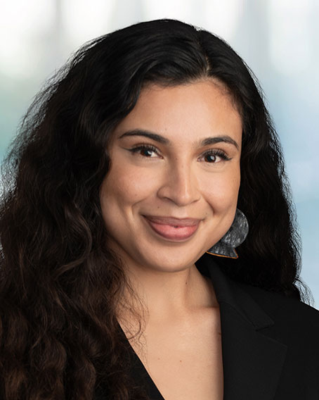 Elizabeth Ortiz | People | Ropes & Gray LLP