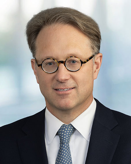 Christopher Roman | People | Ropes & Gray LLP