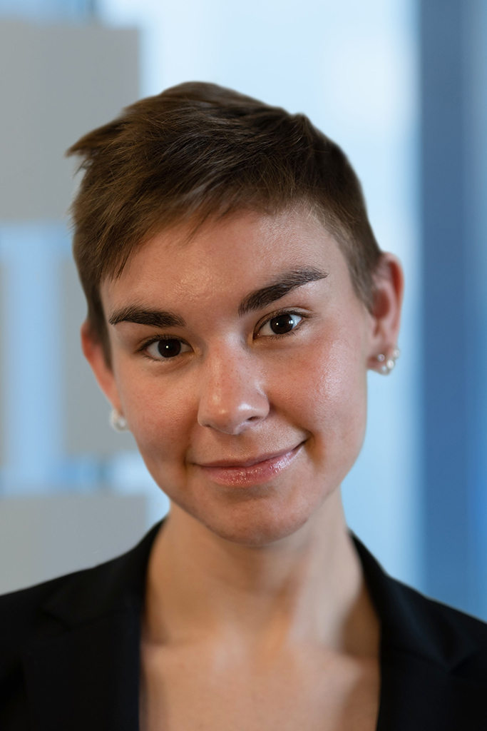 Helen Ryan's Instagram, Twitter & Facebook on IDCrawl