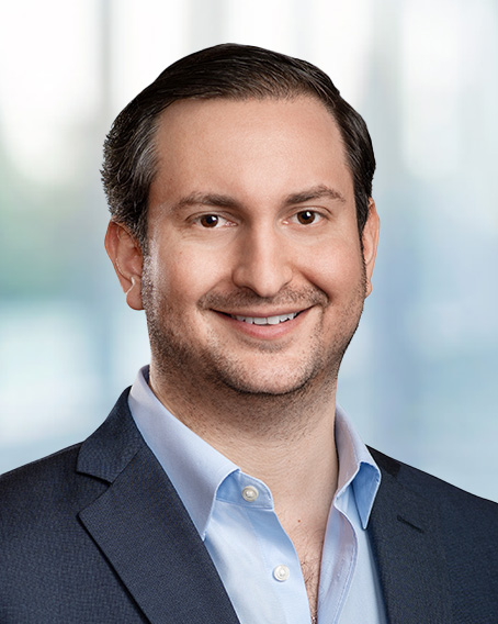 Max Silverstein | People | Ropes & Gray LLP